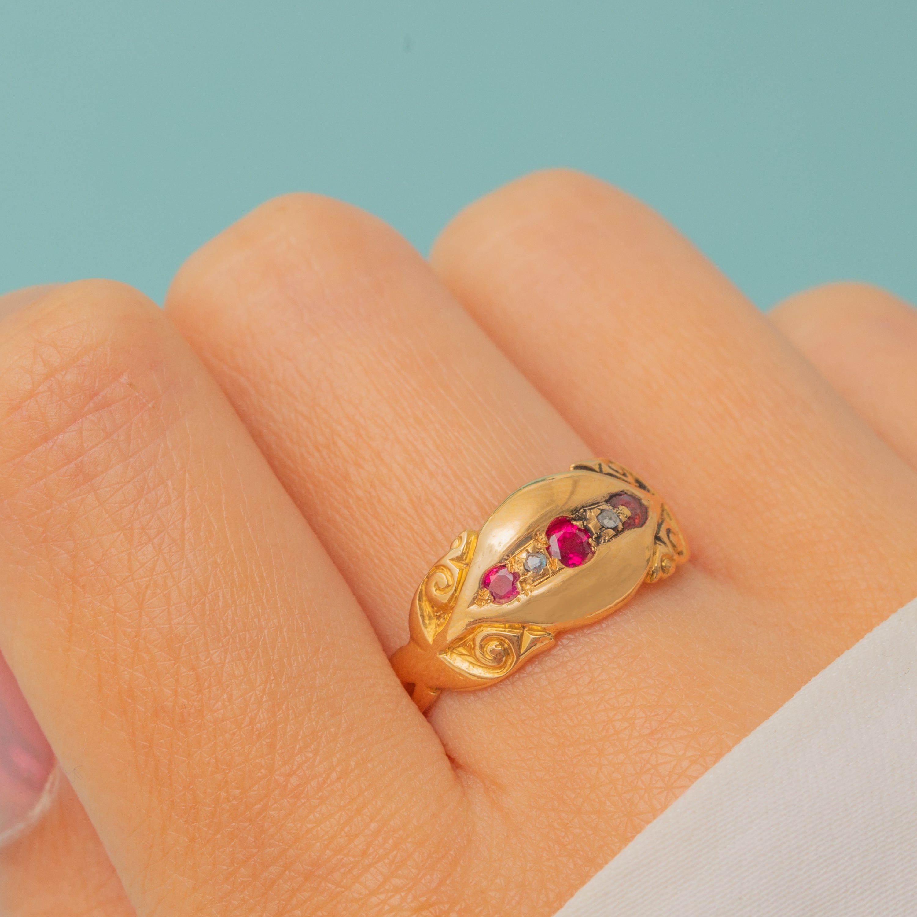 Antique 18ct Gold Ruby Diamond Gypsy Ring, c.1913