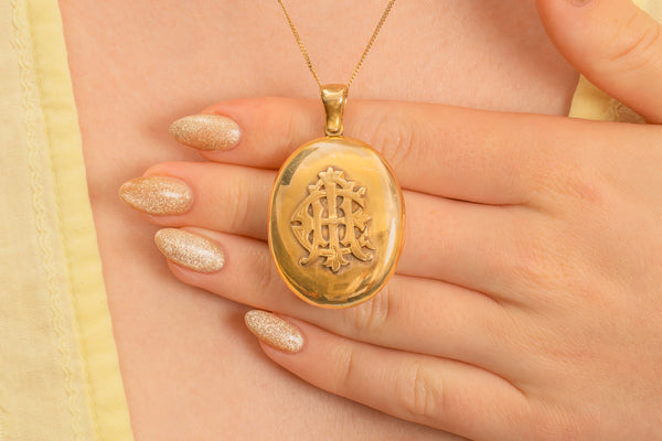 Victorian 15ct Gold Amity Eternity Infinity Locket – Lillicoco