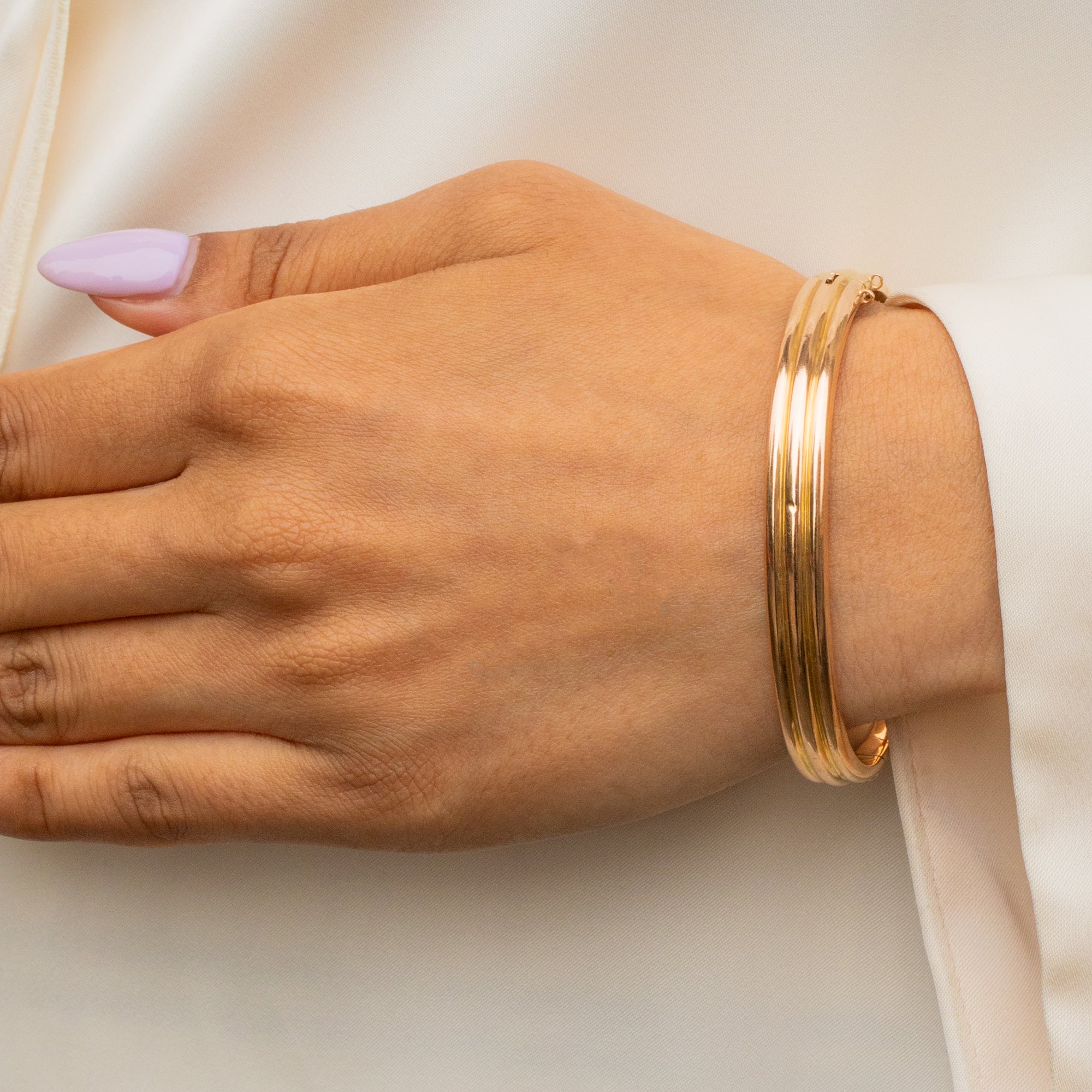 Chunky Antique 15ct Gold Textured Bangle